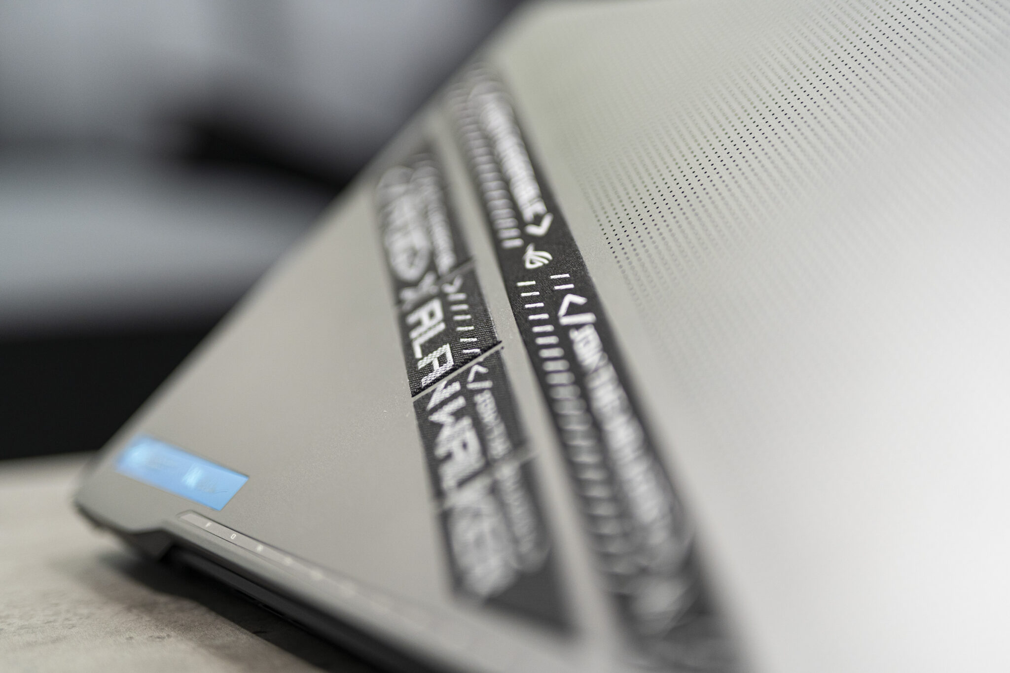 Preizkusili smo gaming prenosnik Asus ROG Zephyrus G14 AW SE | Game Gang